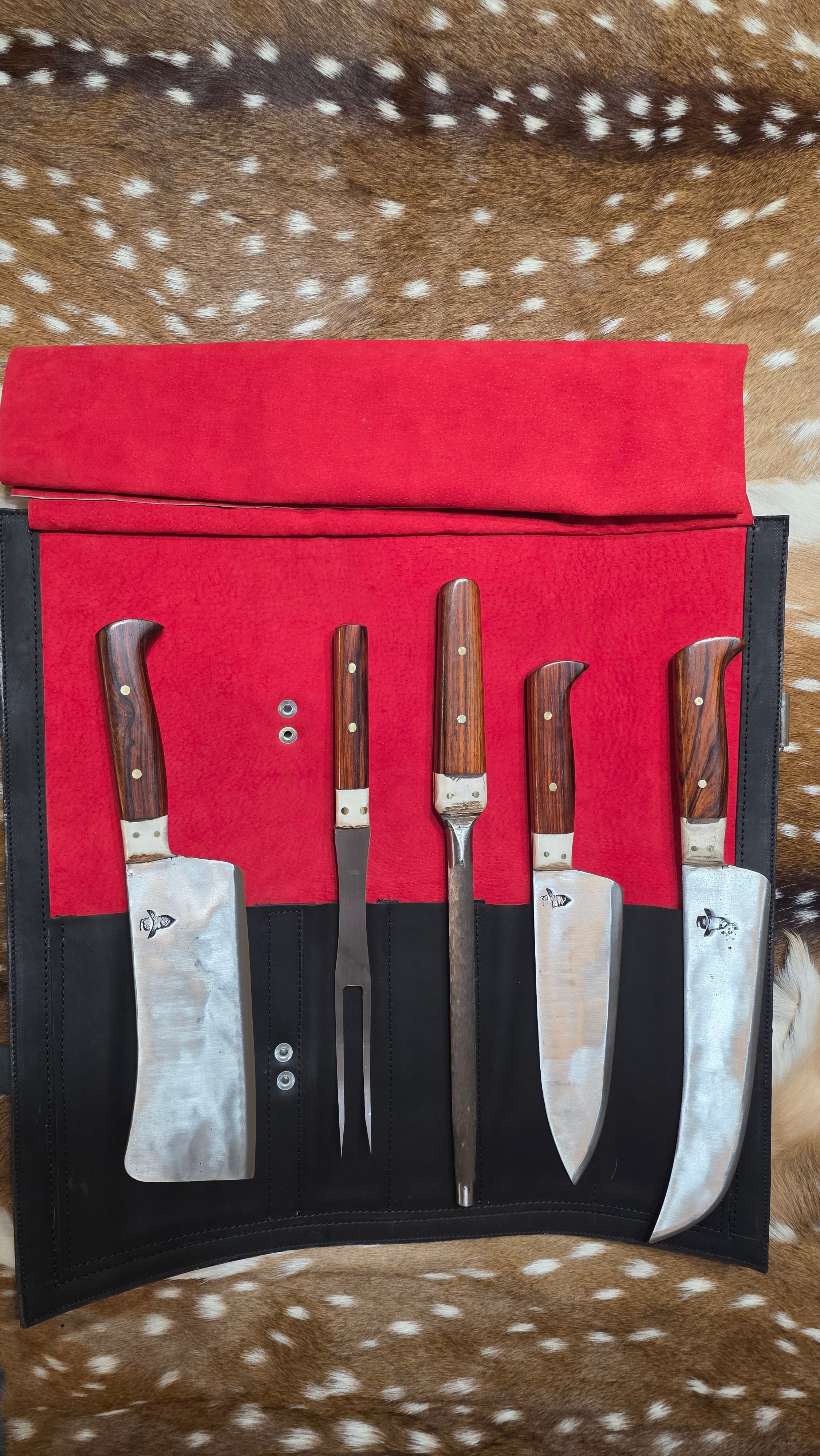 Sharp Ladies Roll – Villarreal Knives